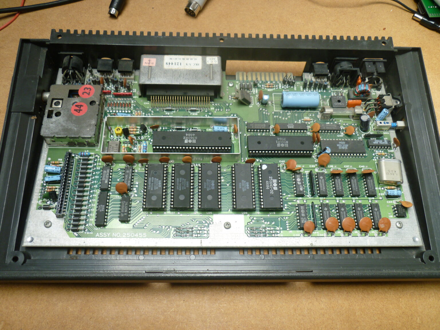 Commodore 16 & Plus 4 8501 to 6510 CPU conversion – Hackjunk.com
