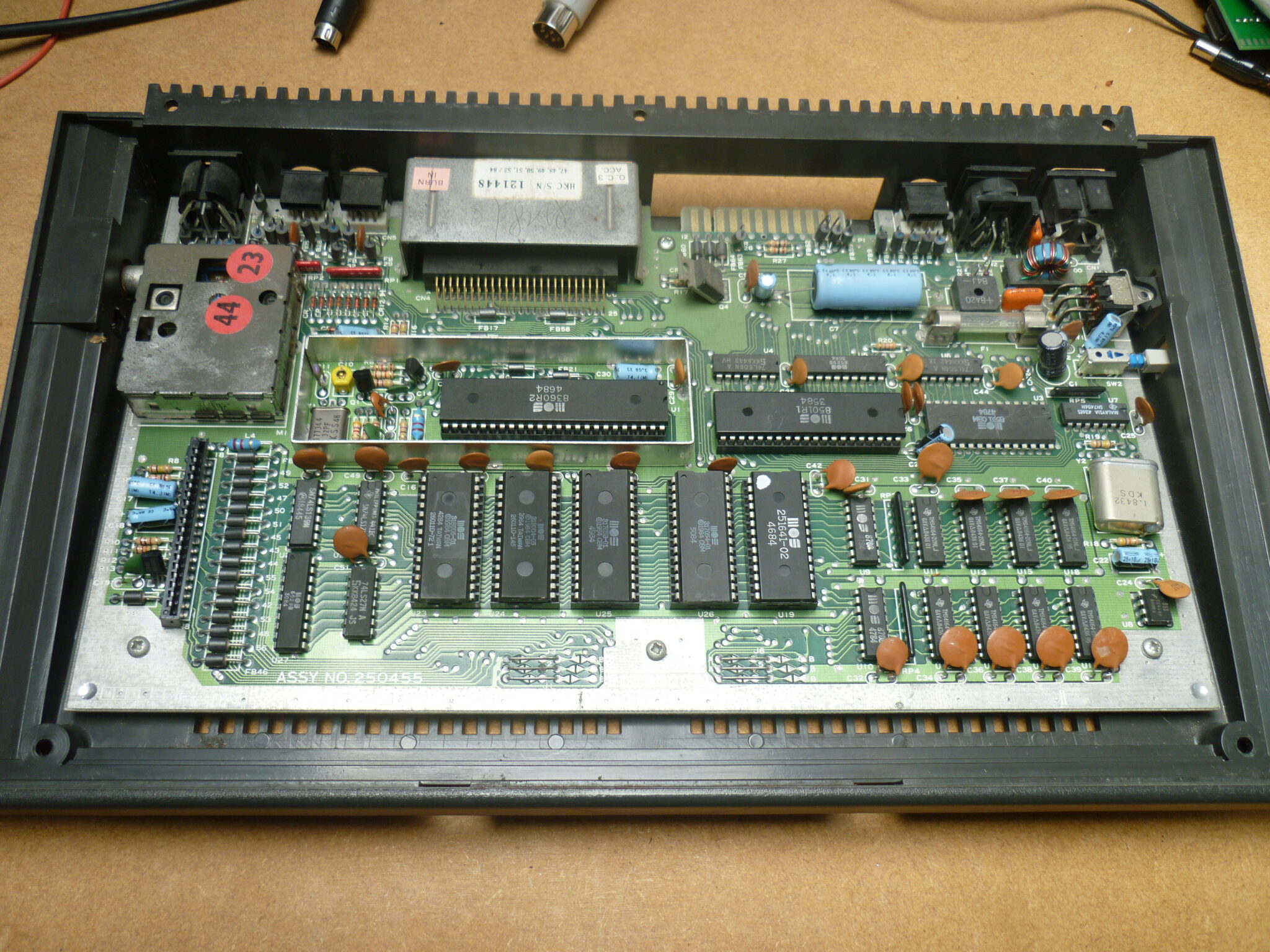 Commodore 16 & Plus 4 8501 to 6510 CPU conversion – Hackjunk.com